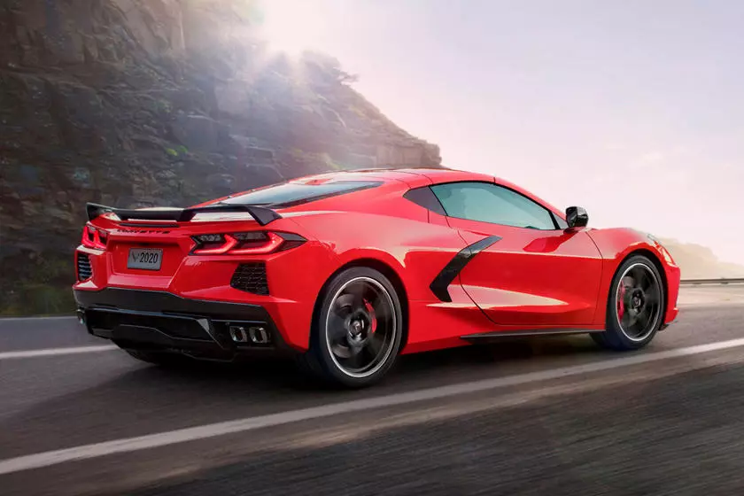 يېڭى 2020 Corvette Stingray تەپسىلاتلىرى پات ئارىدا كېلىدۇ 16723_2