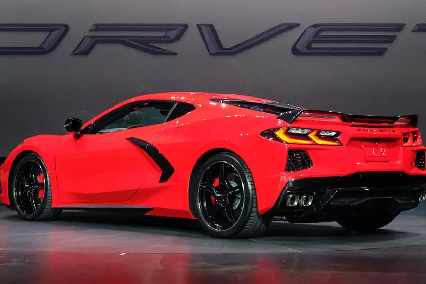 新的 2020 Corvette Stingray 细节即将推出 16723_4