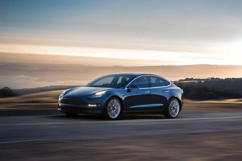 2017-2021 Tesla Model 3 ịnya ụgbọ ala n'ihu