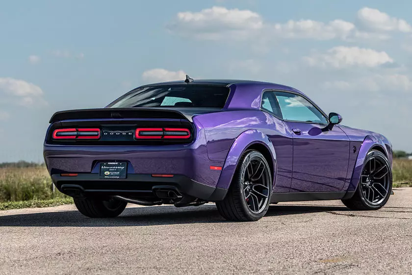 Scaoileann Hennessey 1,000-HP Dodge Challenger Redeye 16759_2