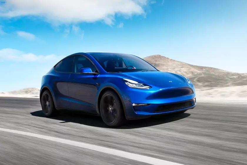 2021 Tesla Model Y Pamje e përparme