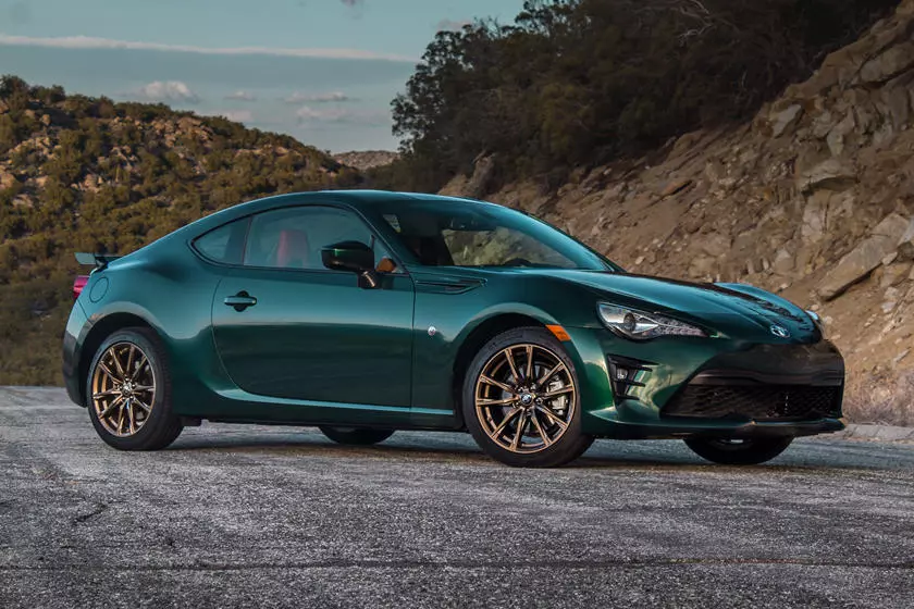 2019-2020 Toyota 86 Predný aspekt