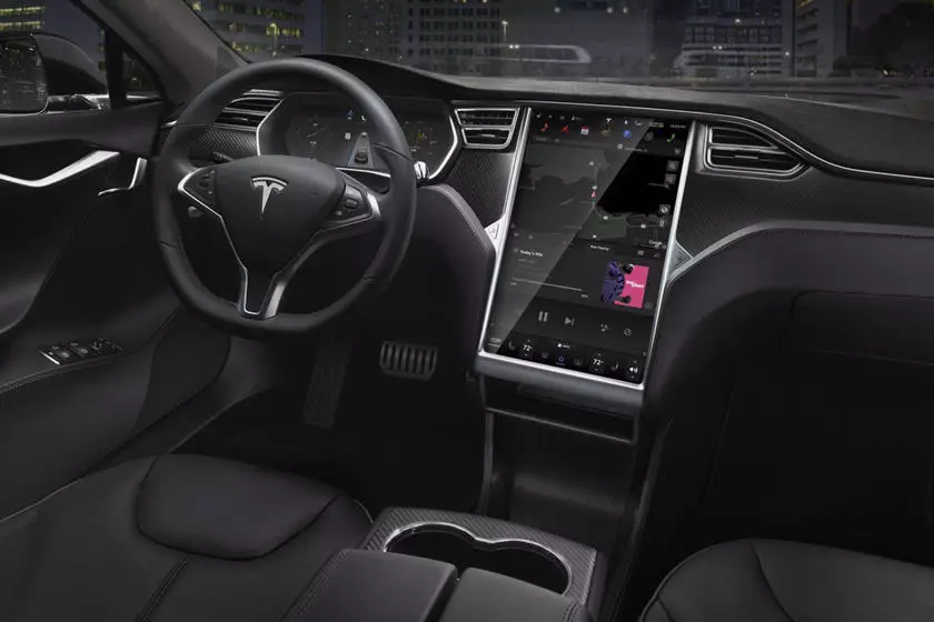 Tesla Memiliki Mainan Baru Untuk Membuat Anda Terhibur Di Stasiun Pengisian Daya 17074_5