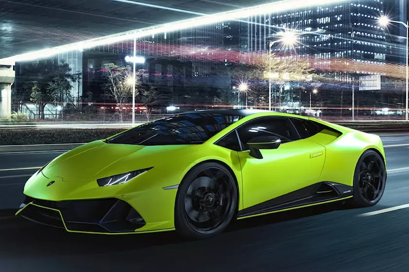 Бик-рекордсмен: 2021 рік став найкращим роком Lamborghini 17315_9