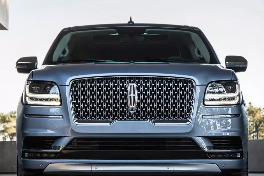 Yeni Lincoln Navigator Çok Hızlı Satıyor Talebi Karşılamak Zor 17350_1