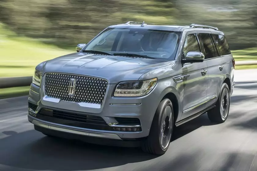 Lincoln Navigator အသစ်သည် ဝယ်လိုအားပြည့်မီရန် ခဲယဉ်းသည်။ 17350_2