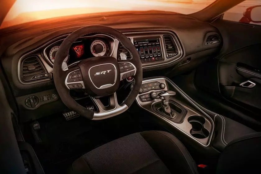 ¿Cómo se rompió la cara de este Dodge Challenger SRT Demon? 17442_6