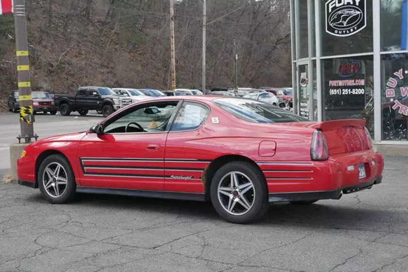 ھەپتىلىك خەزىنە: 2004 Chevrolet Monte Carlo SS 17513_2