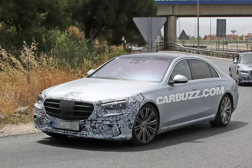 Next Mercedes-AMG S63 کے بارے میں نئی تفصیلات آ گئی ہیں۔ 17517_4