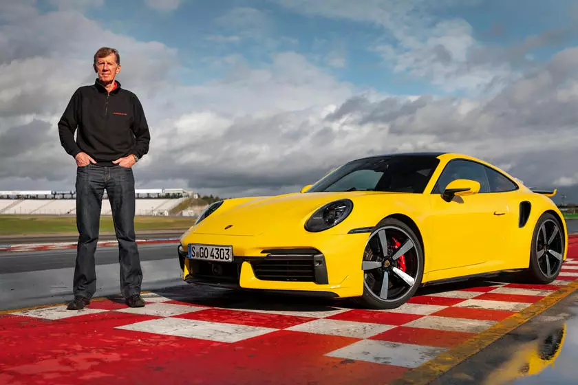 Walter Rohrl đưa ra bài học lịch sử về Porsche 911 Turbo 17554_13