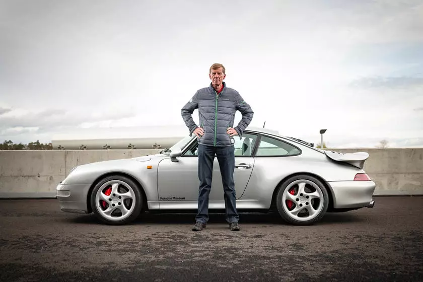 Вальтер Рорль дає урок історії на Porsche 911 Turbo 17554_5