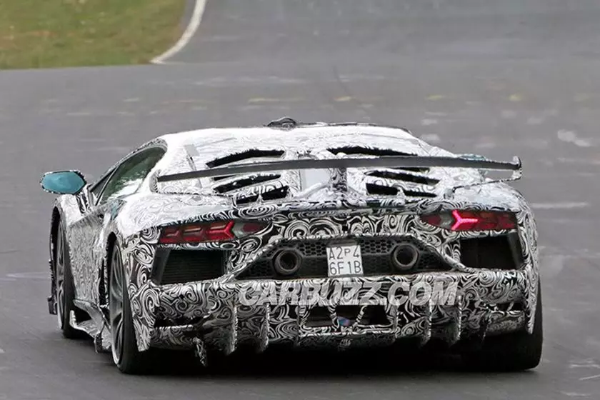 Lamborghini Aventador SV Jota nghe có vẻ khá đáng kinh ngạc 17687_7