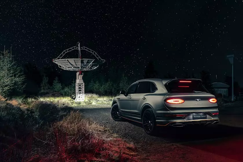 La Bentley Bentayga Space Edition de Mulliner est une célébration des étoiles 17700_3