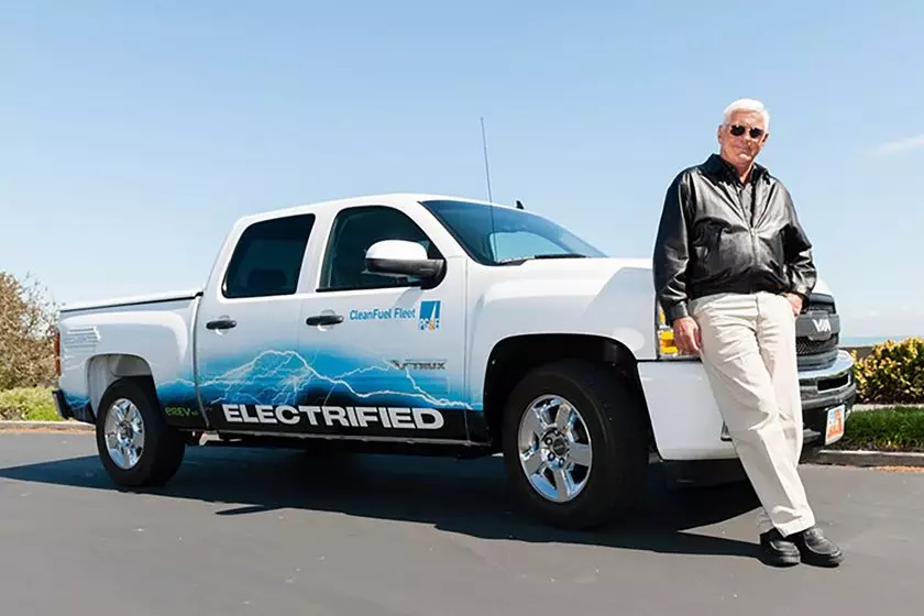 Bob Lutz opracuje całkowicie elektryczną ciężarówkę pickupa z pomocą z Chin 17715_1