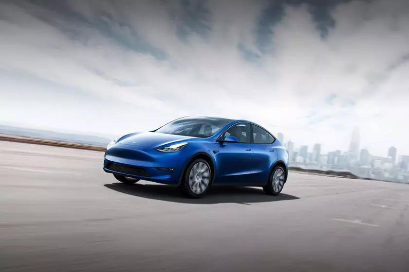 2020-2021 Tesla Model Y Frontal Aspect