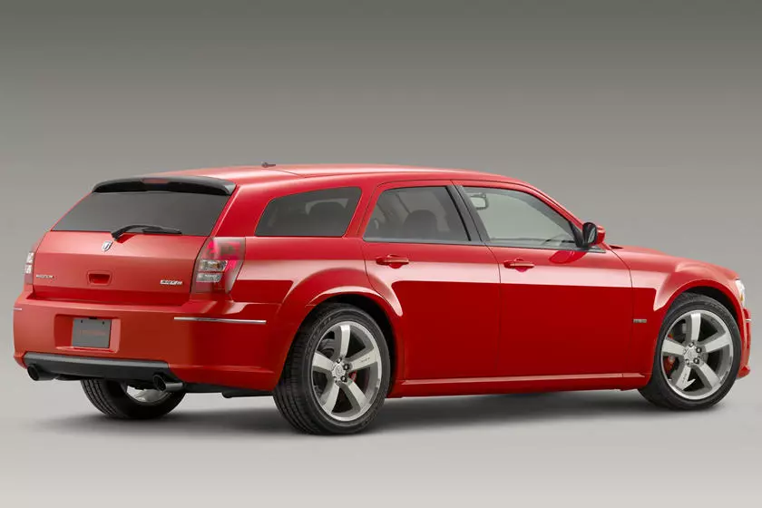 2008 Dodge Magnum SRT8 Rear Angle View