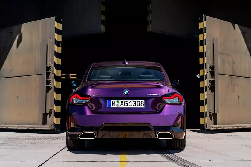 2022 BMW 2 Series Coupe-ն ժամանում է նոր տեսքով և ավանդական RWD Dynamics-ով 17864_6