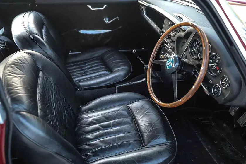 罕見的阿斯頓馬丁 DB4 GT Zagato 售價可能超過 1100 萬美元 17910_4