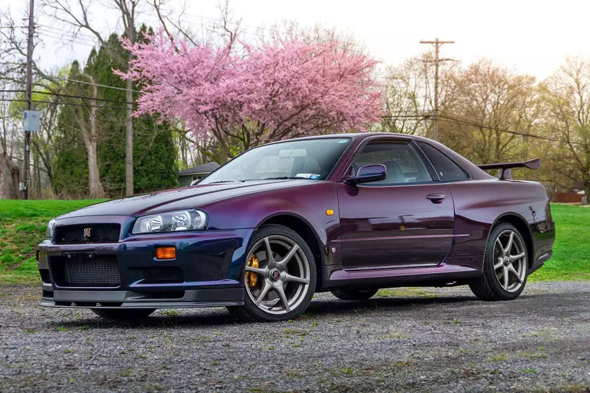 Ultra-posebni Nissan Skyline GT-R V-Spec 1999 še vedno išče novega lastnika 17930_1