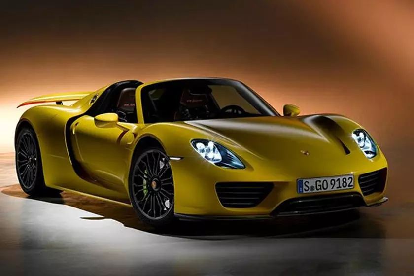 O le Pule o le Porsche GT o lo'o fa'ailoa mai e uiga i le ta'avale a le 918 Spyder Replacement's Drivetrain