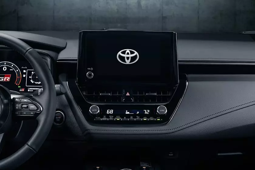 2023 Toyota GR Corolla - урамнар өчен 300 ат көче 17_16