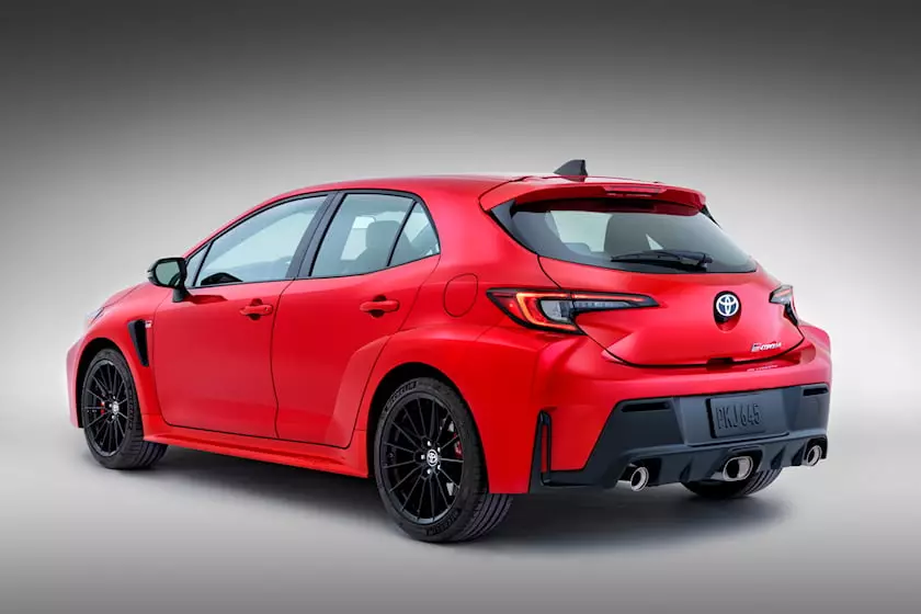 2023 Toyota GR Corolla бол гудамжинд зориулагдсан 300 морины хүчтэй ралли машин юм 17_23