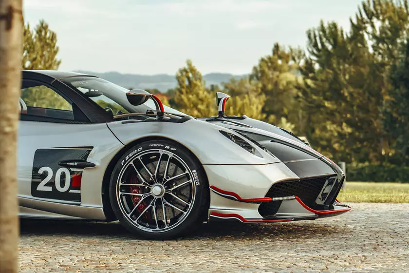 סקירת מבט ראשונית של Pagani Huayra Roadster BC 2020: איטליה בשיאה 18129_20