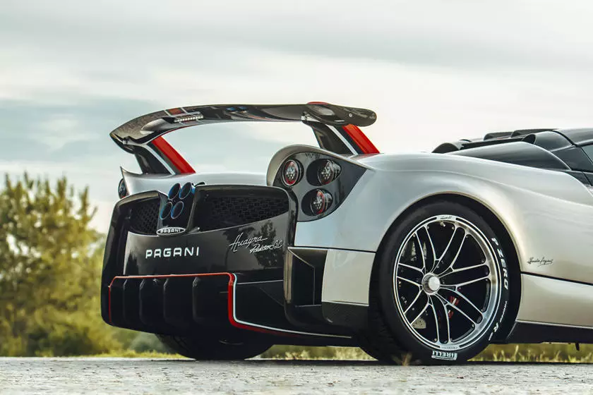 2020 Pagani Huayra Roadster BC ការពិនិត្យមើលដំបូង៖ អ៊ីតាលី ល្អបំផុត 18129_29