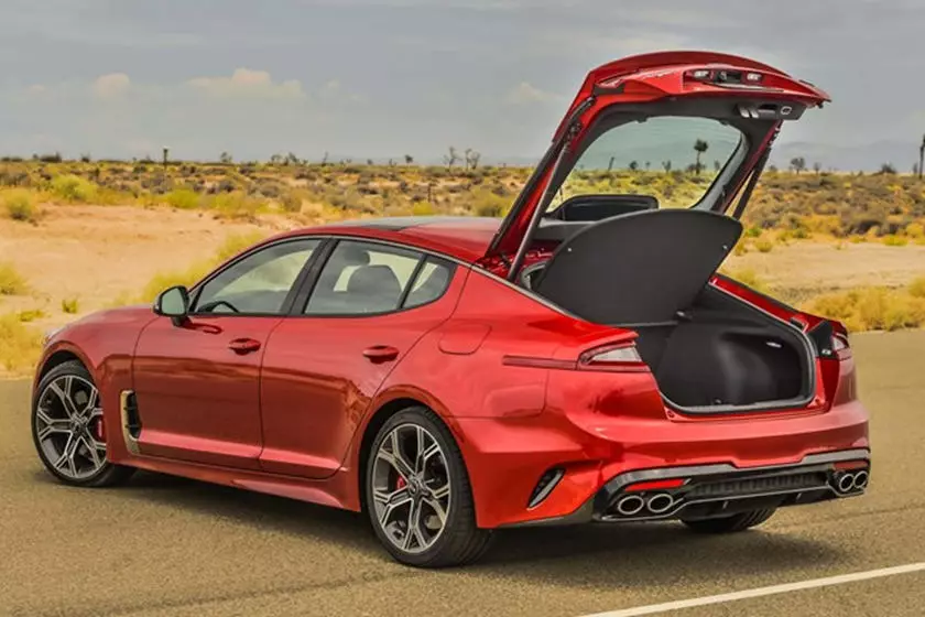 У 2018 році Kia Stinger втратив свій прикус? 18136_3