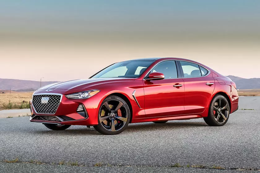 2019 - 2020 Genesis G70 Front Angle View