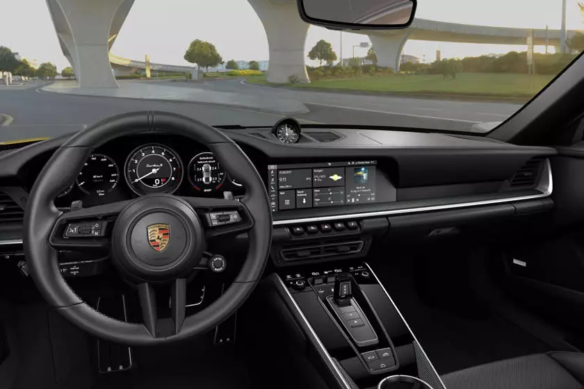 Revisão do primeiro olhar do Porsche 911 Turbo Cabriolet 2021: caçador de supercarros em topless 18412_20