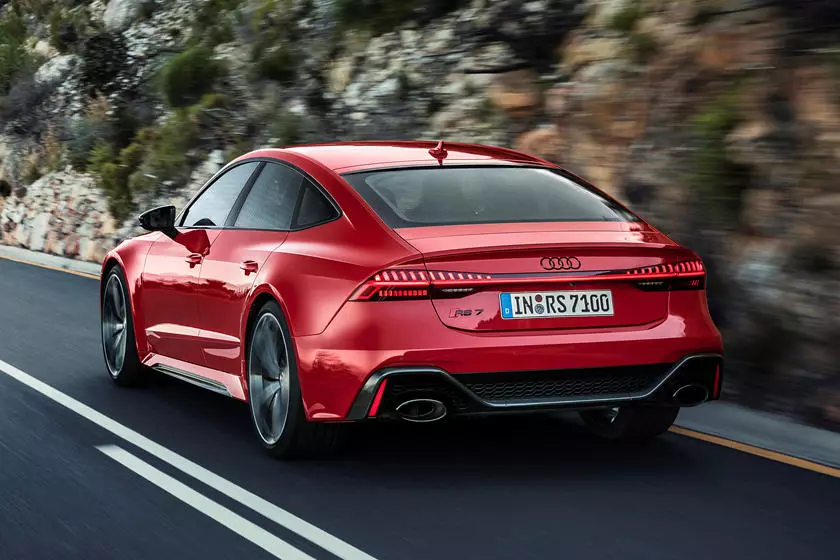 Audi RS7 ਦੀ ਕੀਮਤ BMW M5 ਅਤੇ ਮਰਸੀਡੀਜ਼ E63 ਤੋਂ ਵੱਧ ਹੈ 18521_2