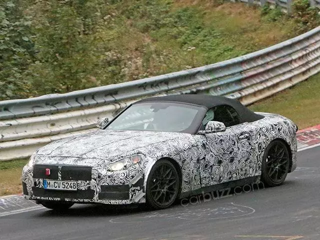 لن يطلق على سيارة BMW Z5 القادمة اسم Z5 1854_1