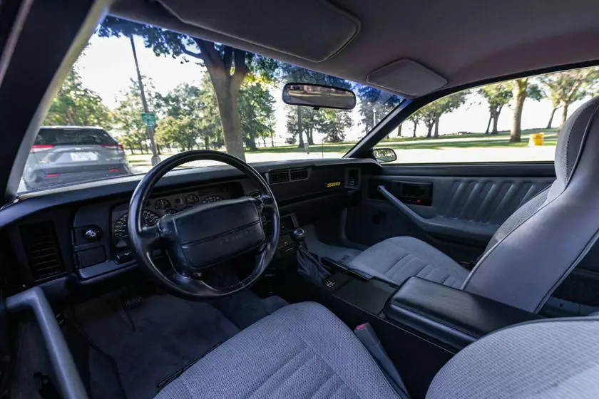 આ 1991 Chevy Camaro Z/28 1LE ખરીદો જ્યારે તે હજુ પણ સસ્તા છે 18570_6