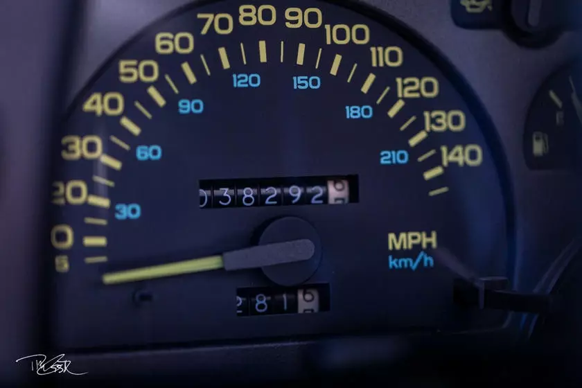1991-يىلدىكى Chevy Camaro Z / 28 1LE نى سېتىۋېلىڭ ، ئۇلار يەنىلا ئەرزان 18570_8