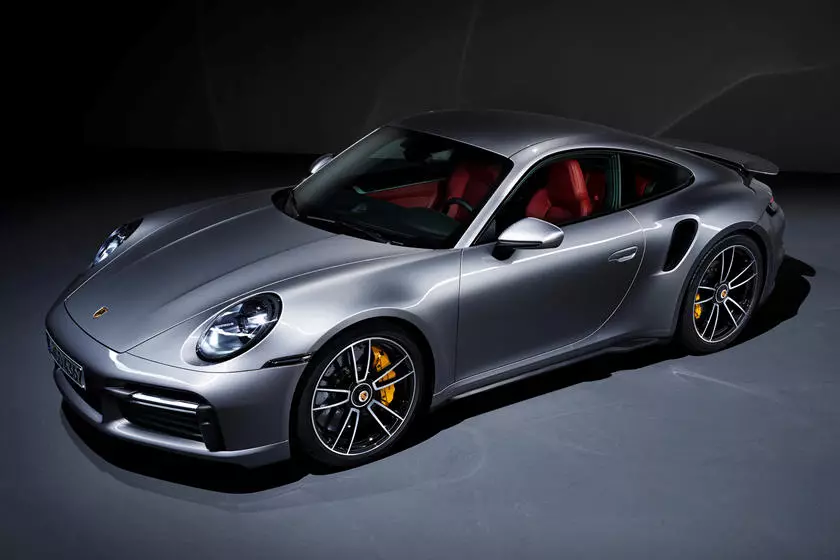 2021 Porsche 911 Turbo S Coupe የመጀመሪያ እይታ ግምገማ፡ ከዚህ በፊት ታይቶ የማያውቅ ሃይል 18618_3