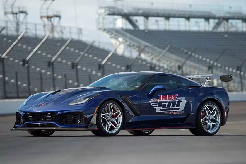 ယခုနှစ် Indy 500 Pace ကားသည် 2019 Chevrolet Corvette ZR1 ဖြစ်လာမည် 18619_1