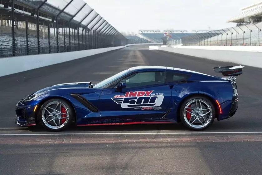 ယခုနှစ် Indy 500 Pace ကားသည် 2019 Chevrolet Corvette ZR1 ဖြစ်လာမည် 18619_3