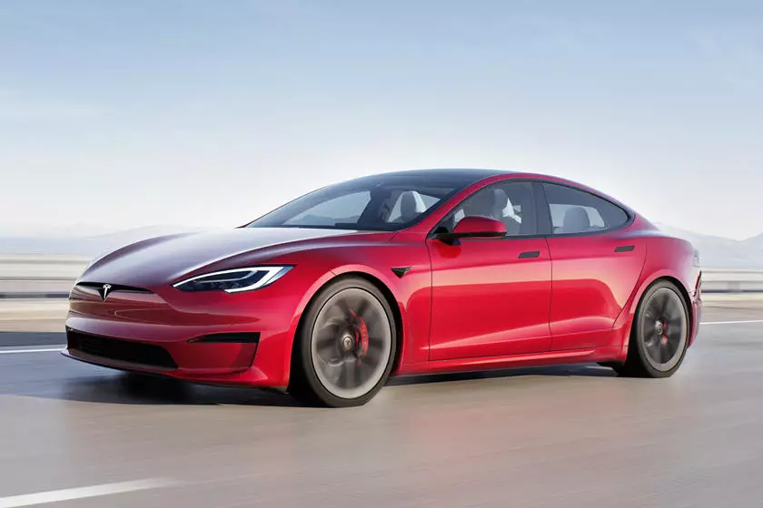 2017-2021 Tesla Model S braukšanas priekšējais leņķis