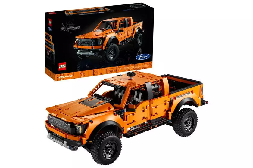 Legos Ford F-150 Raptor Set är mycket detaljerad 18745_5