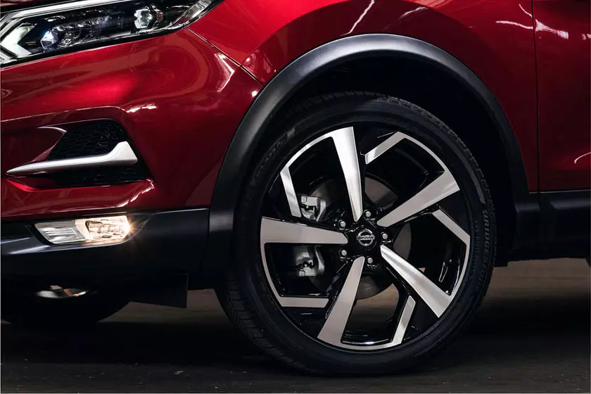 Спартыўнае кола Nissan Rogue 2020 года