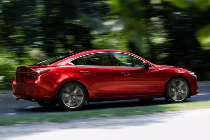 Yeni Mazda6 Vagon Cenevre'de Tanıtılmaya Hazır, Ama Amerika Tarafına Gelecek mi? 18859_6