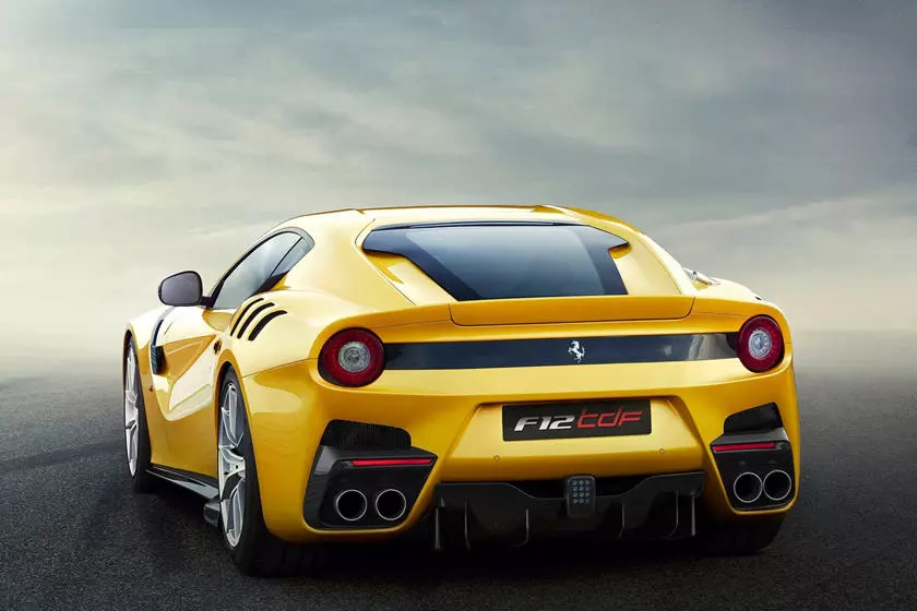 2016-2017 Ferrari F12tdf Mtazamo wa Angle ya Nyuma