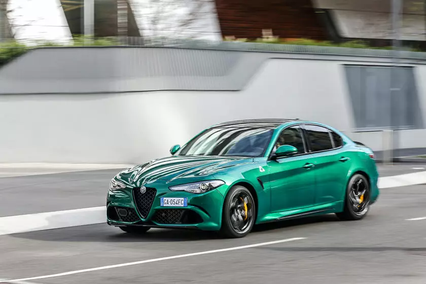 2021 Alfa Romeo Giulia na Stelvio Bahageze Namakuru mashya 19142_4