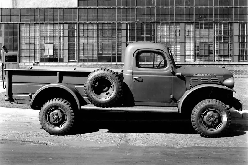 Ram Pickup نىڭ تەدرىجىي تەرەققىياتىنى كۆرۈڭ 19166_3