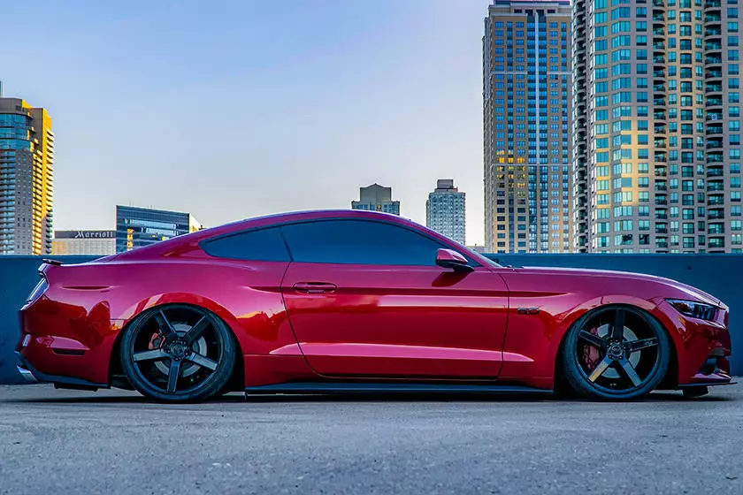 Meriv Çawa Ford Mustang Li ser Bûdceyek $ 5,000 Nûve Bike 19228_12