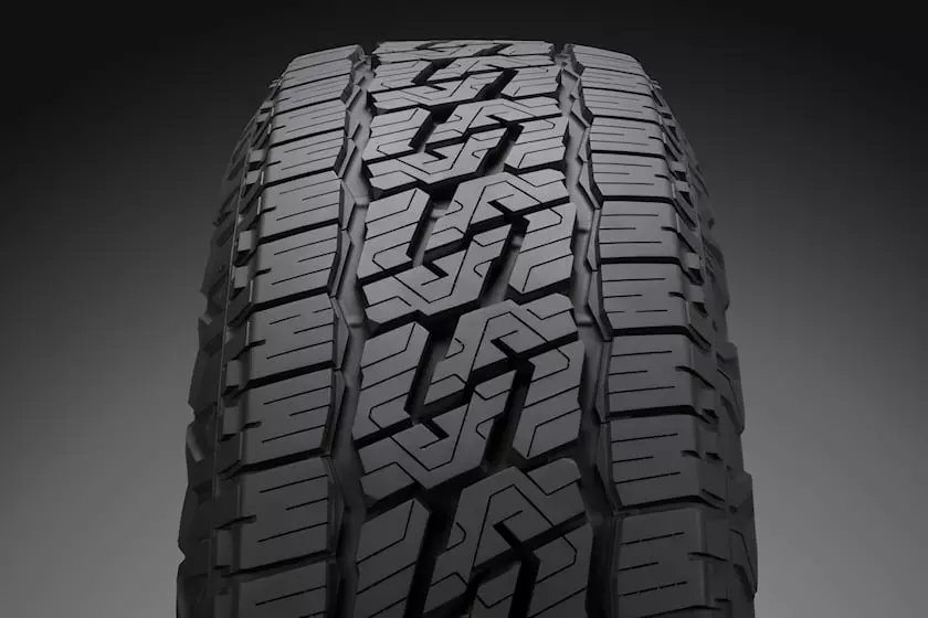 Nitto Tshaj Tawm Tshiab Txhua Lub Tsheb Tire Rau Compact SUVs 19229_6