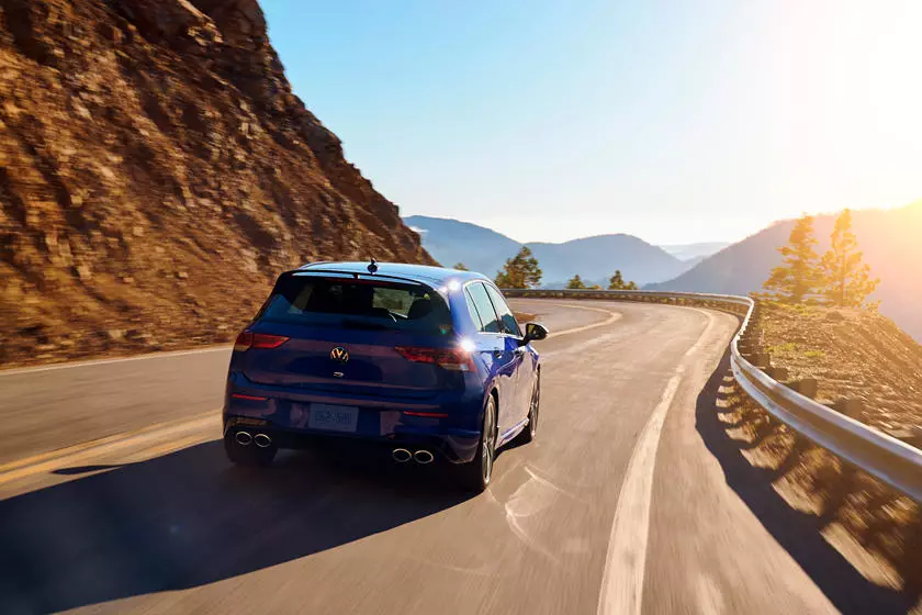 2022 Volkswagen Golf R First Look-anmeldelse: Hit The Throttle 19309_18