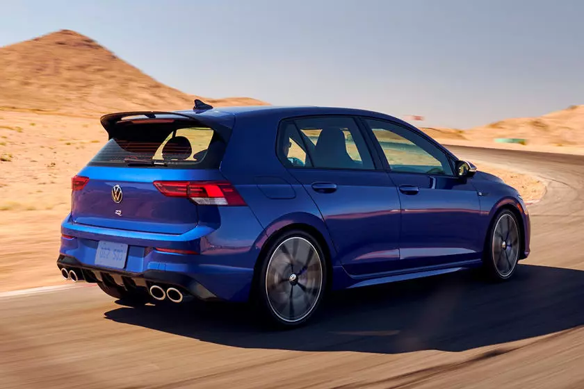 Prima examinare a Volkswagen Golf R 2022: apăsați accelerația 19309_2