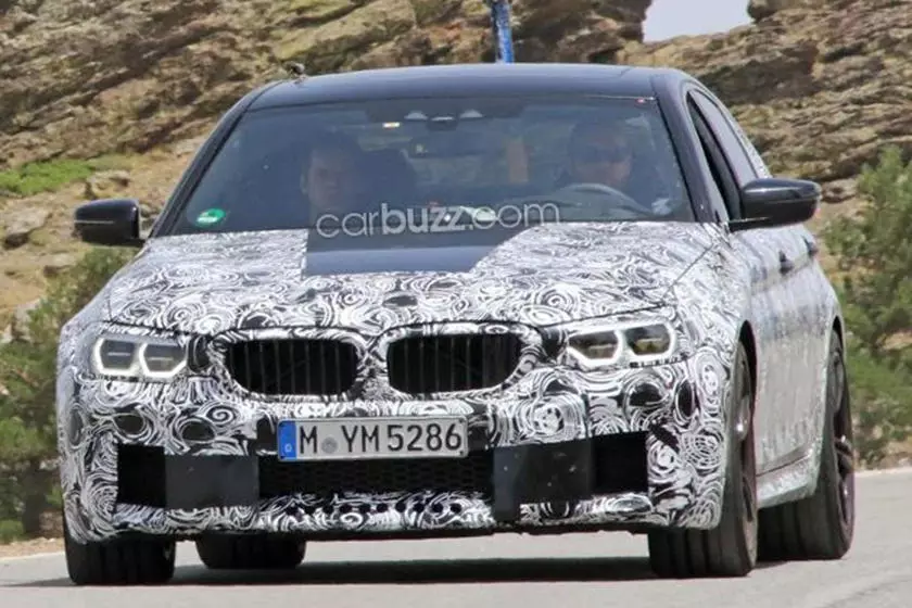 O novo BMW M5 2018 será revelado neste verão